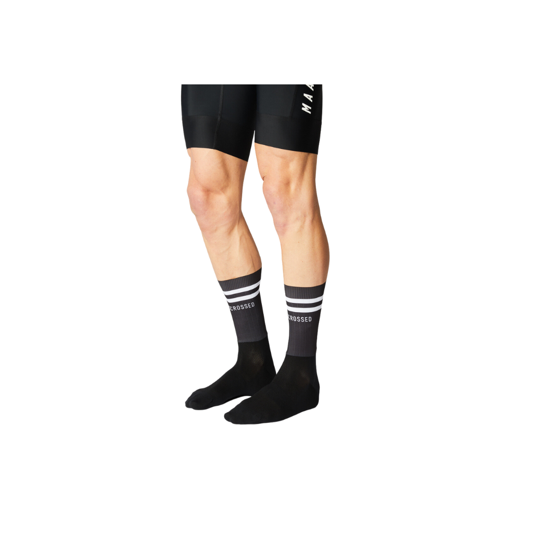 FINGERSCROSSED Aero stripes socks black Socks Go faster in style with ...